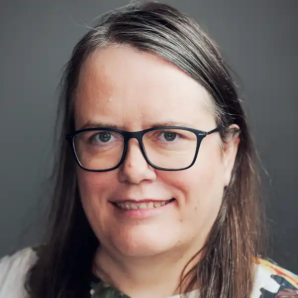 Kate Martin - Type Investigations - SandJack TV